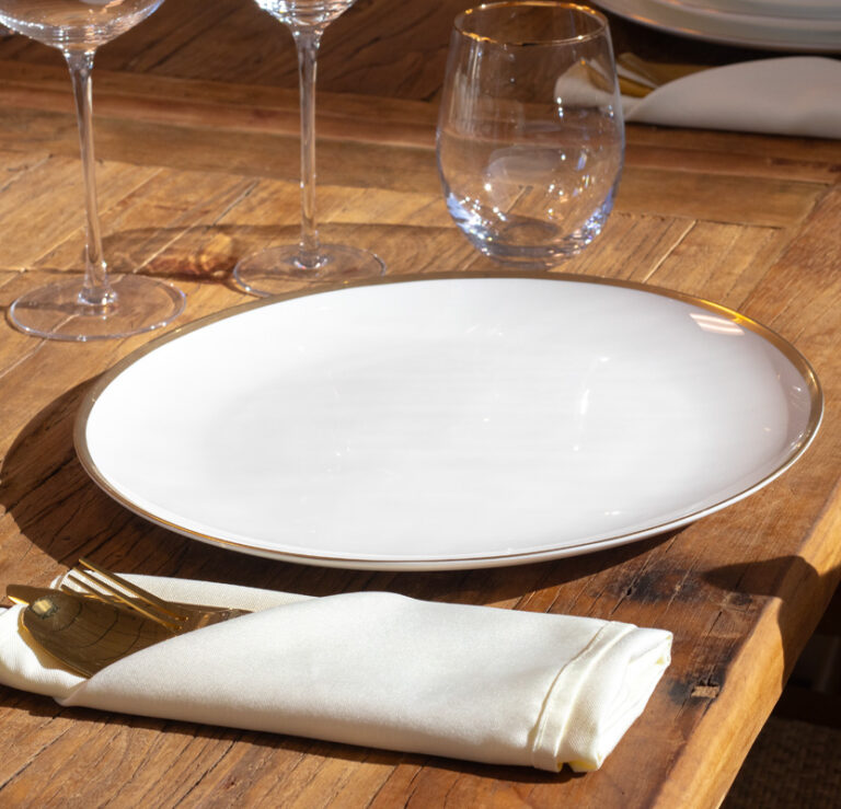 Signature Gold Rim Charger 12" - Trio Event Rentals